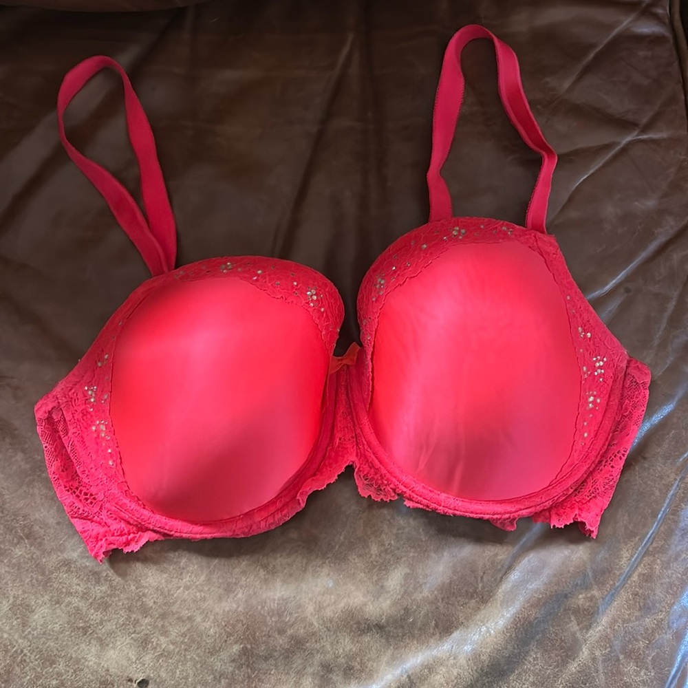 Victoria’s Secret Red Bedazzled Lace Bra - Gem